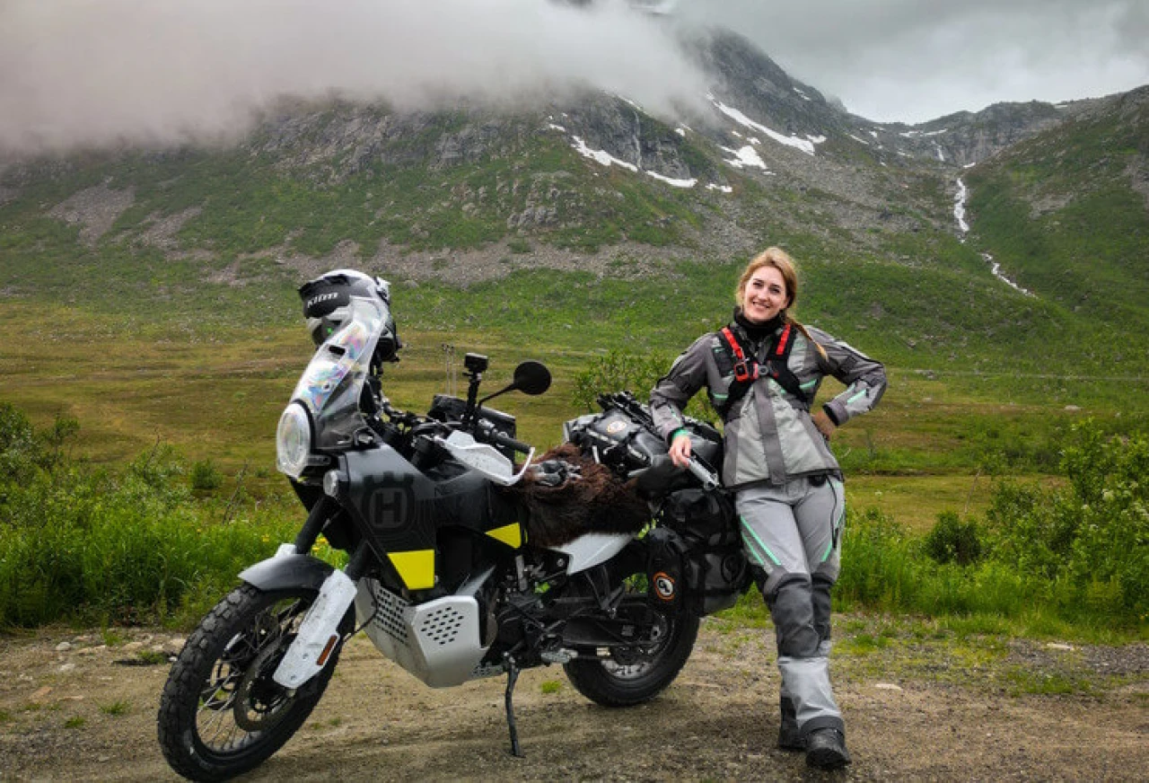 Noraly Schoenmaker Free Hot Ride By Noraly Schoenmaker Paperback