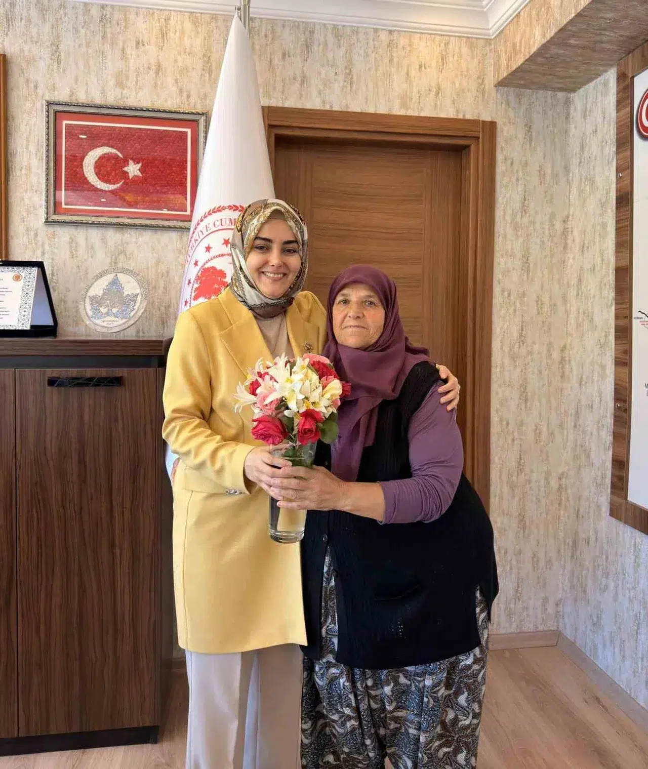 Gölpazarı Kaymakamı Feyza Nur Odabaşı'na duygulandıran veda ziyareti ...