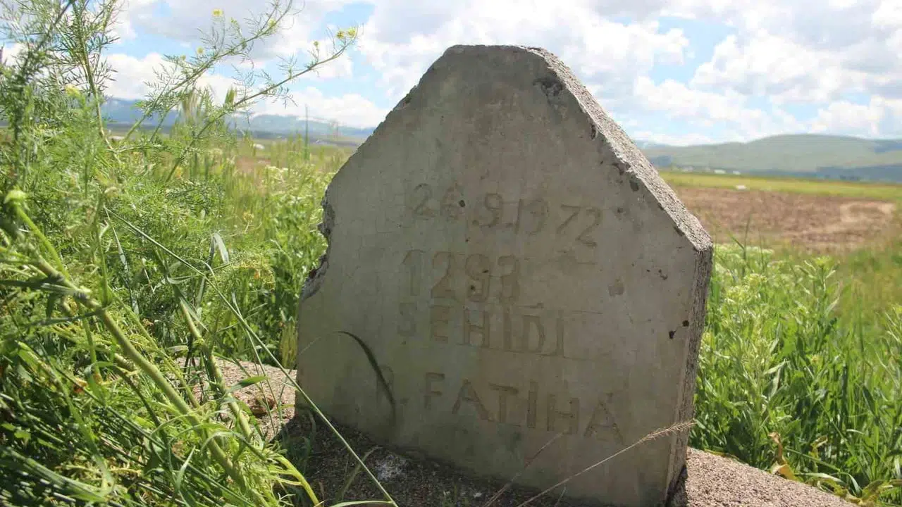 93 Harbi’nin meçhul şehidi 149 yıldır Erzurum Ovası’nda nöbet tutuyor ...