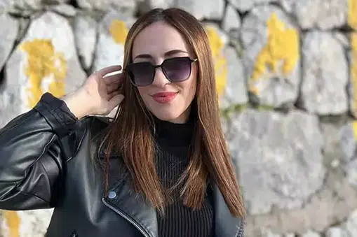 Lavinia Özmen (Gizem Özmen) - Yeni Birlik