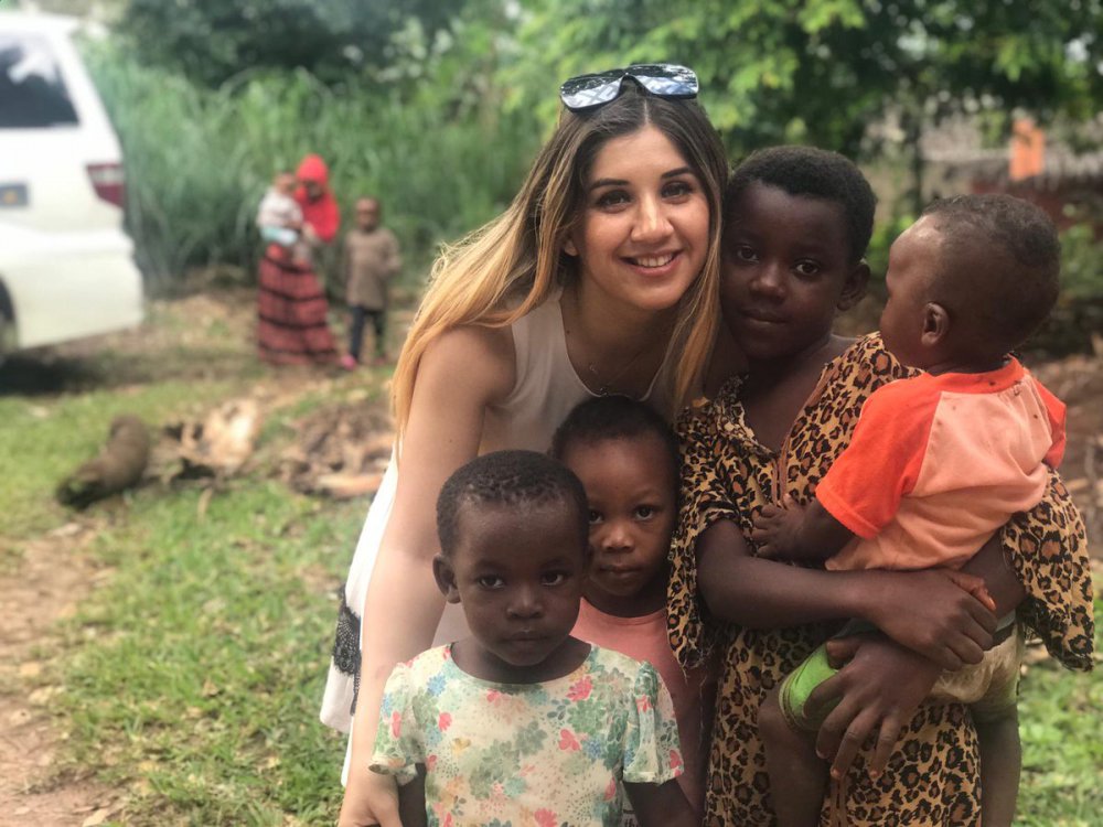 Konuşanlar Tuğçe Almila Şenay kimdir? Instagram hesabı - Yeni Birlik